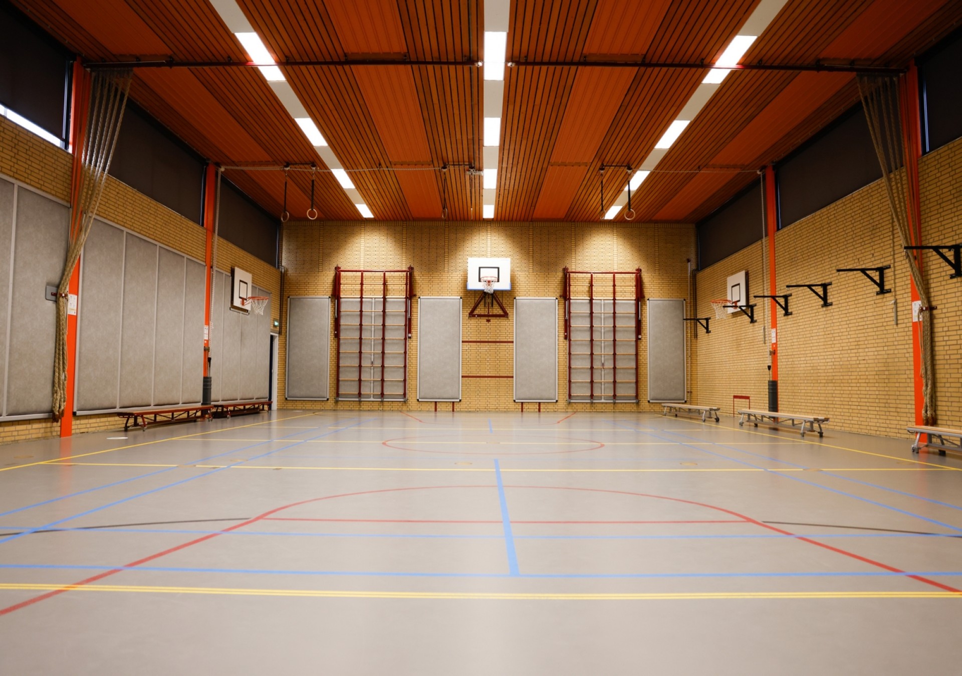 Gymzaal Rekerdijk — Sportbedrijf Rotterdam